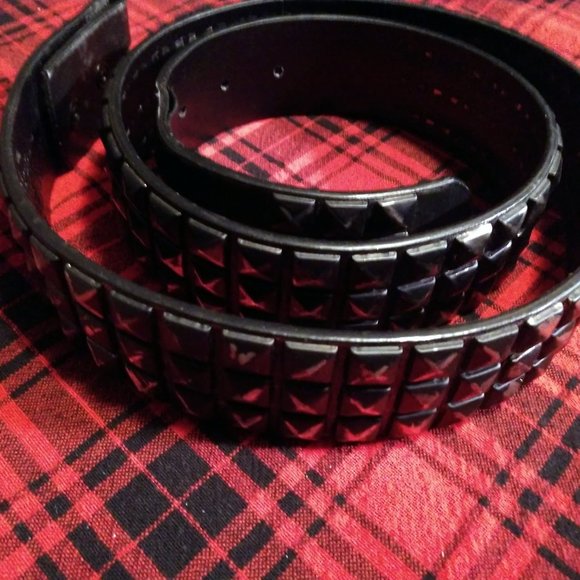 Hot Topic | Accessories | Vintage Distressed Black Silver 3 Row Bonded ...